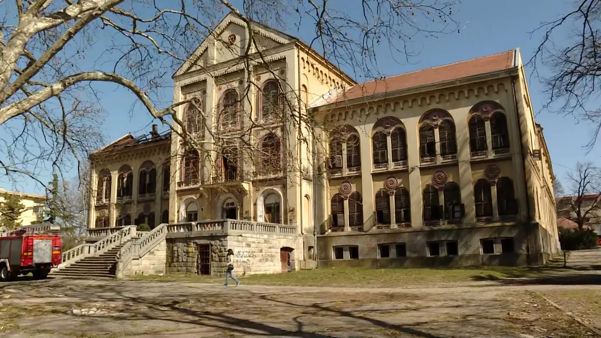 Novo svetlo za Staro zdanje u Aranđelovcu: Pokrenuta izrada projekta ...